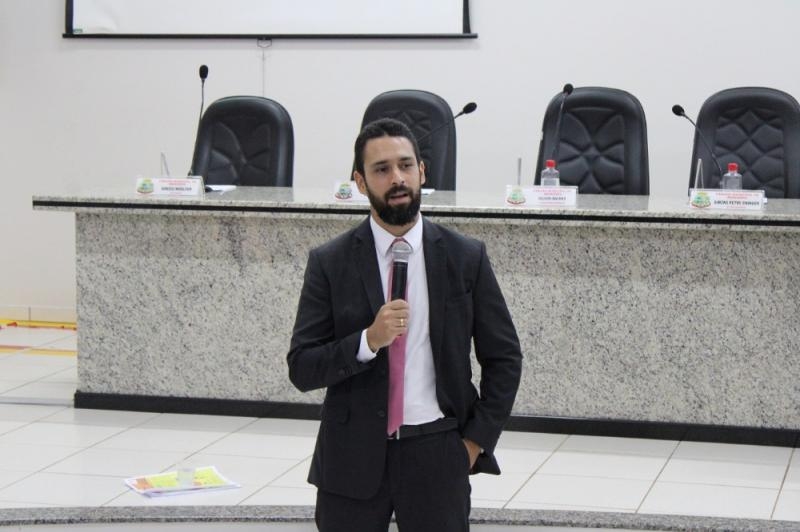 Promotor Caio explica sobre funcionamento da Casa de Acolhimento de ... Promotor Caio explica sobre funcionamento da Casa de Acolhimento de ...
